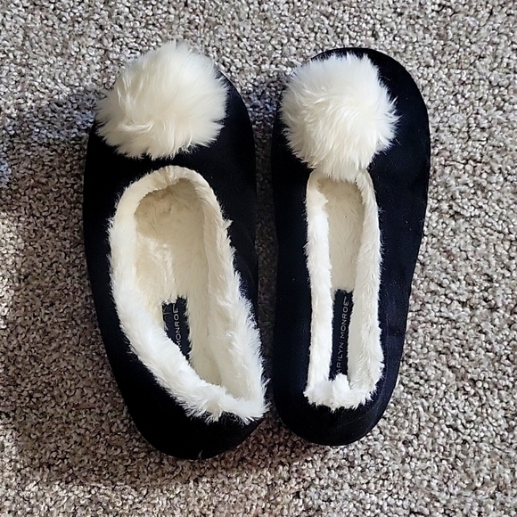 Marilyn Monroe | Shoes | Marilyn Monroe Slippers | Poshmark